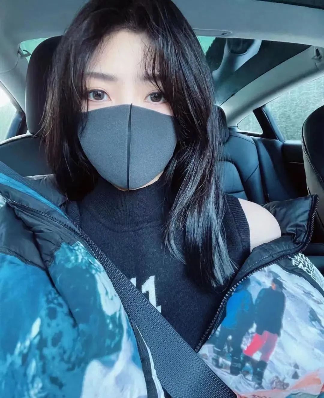 HongKongDoll 招牌口罩升級 Human Made ，連比基尼都是 Off-White