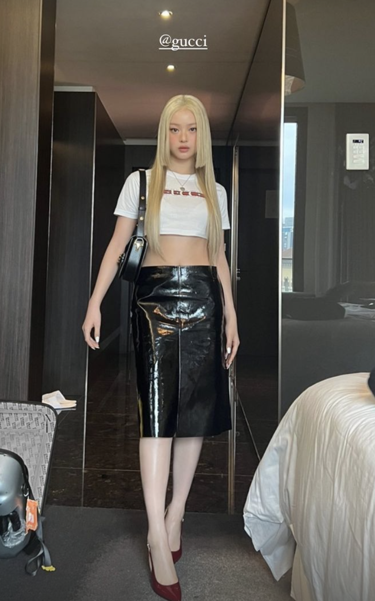 NewJeans Hanni 頂金髮現身 GUCCI 2024 春夏大秀，驚艷全場！網友：真人間芭比！