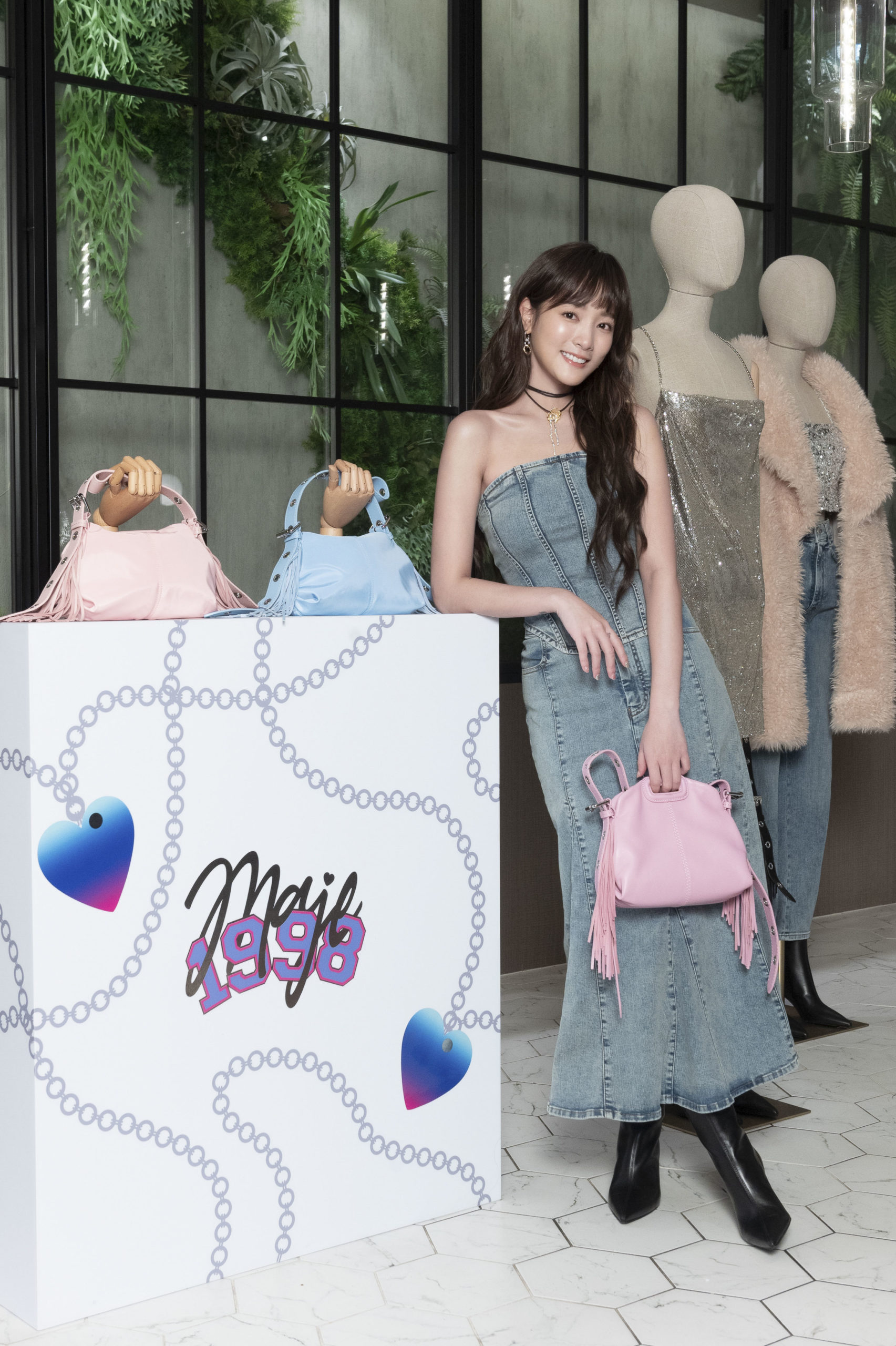 Back to 2000s ！maje 推出限量系列，慶祝品牌成立 25 週年！