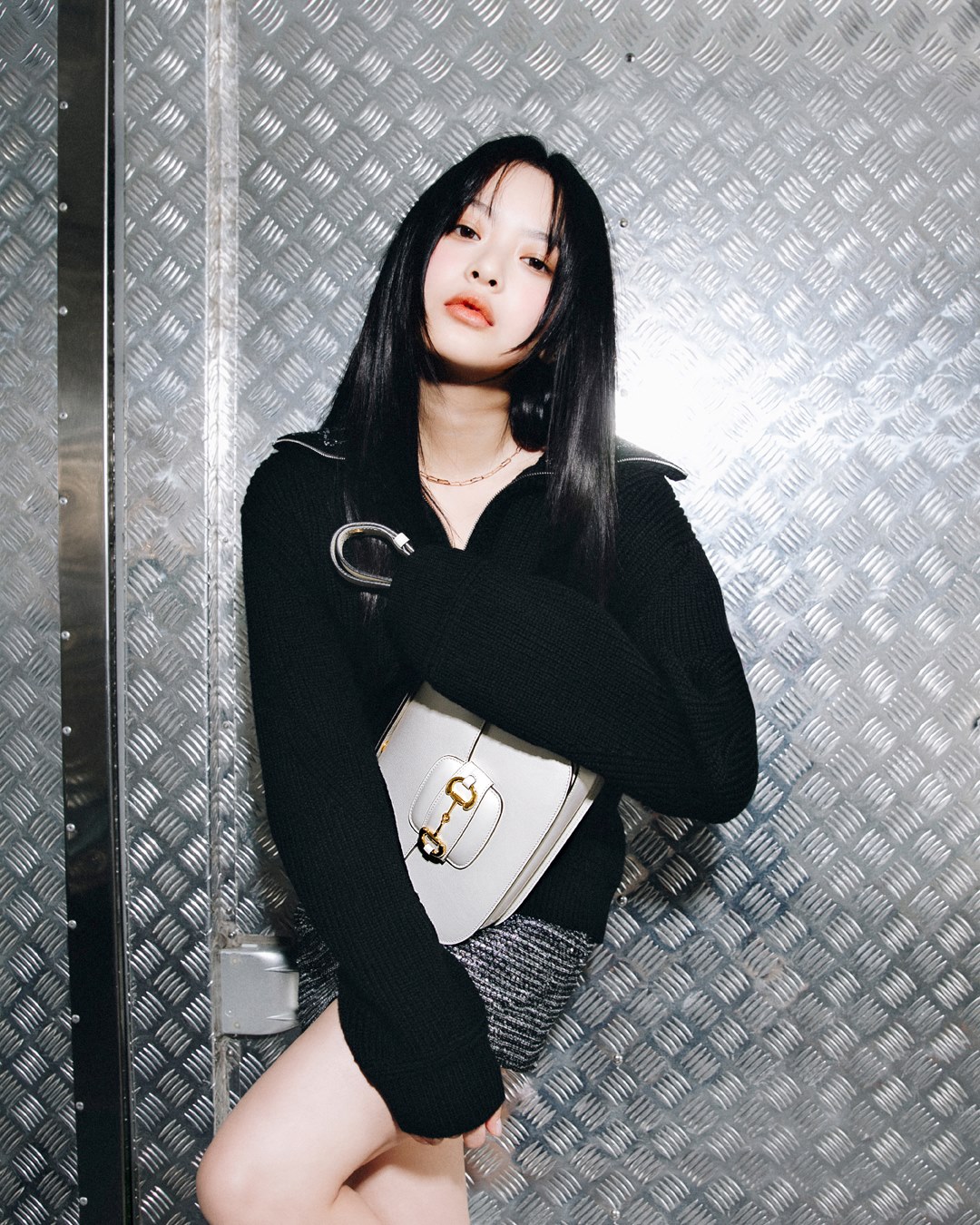 這「麵包」太辣！NewJeans HANNI 拍攝 Gucci 全新形象廣告！網友：那腹肌⋯