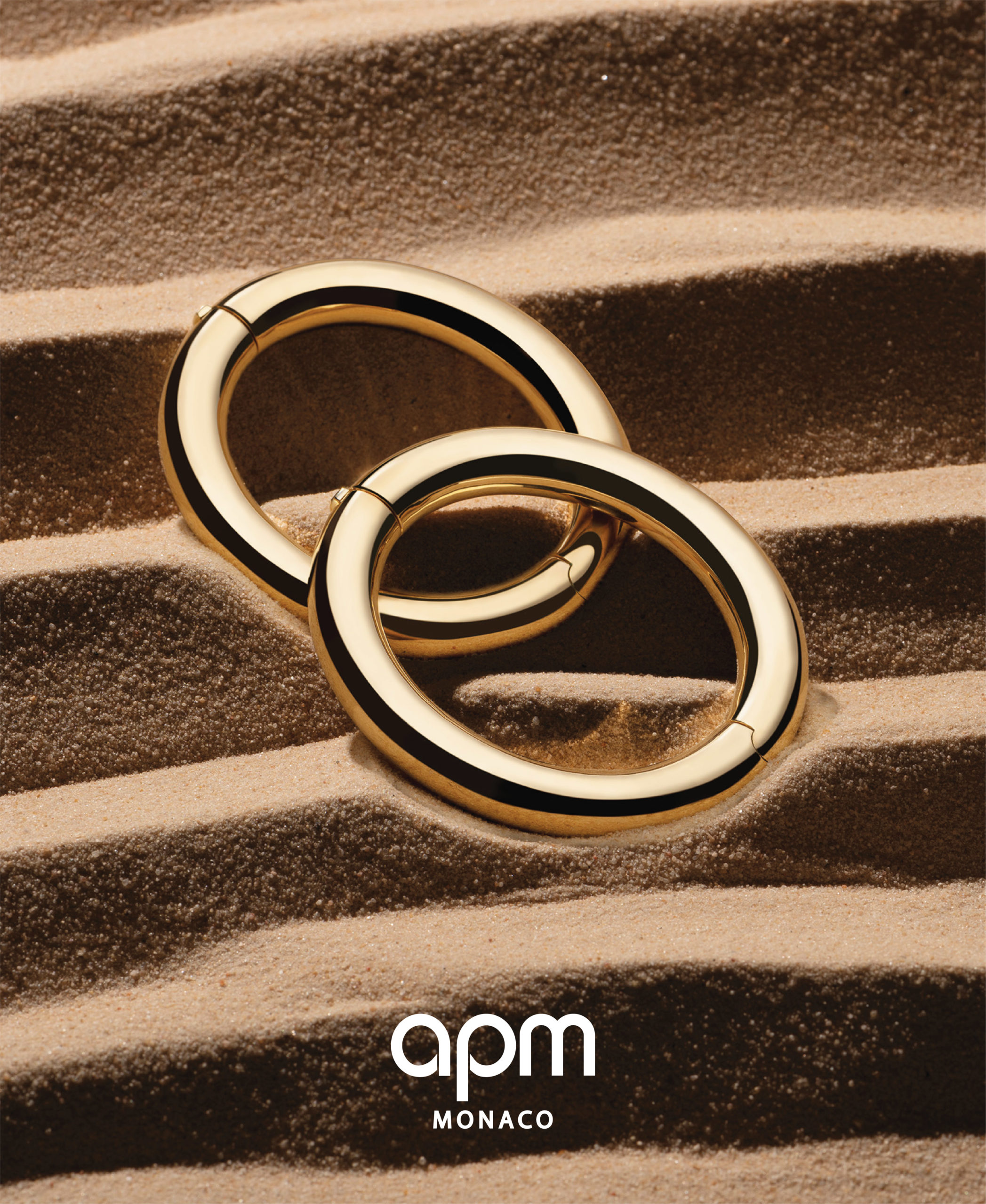 融合夏季與南法浪漫！超模 Cara Delevingne 親身演繹 APM Monaco 全新 ÉTÉ 系列！